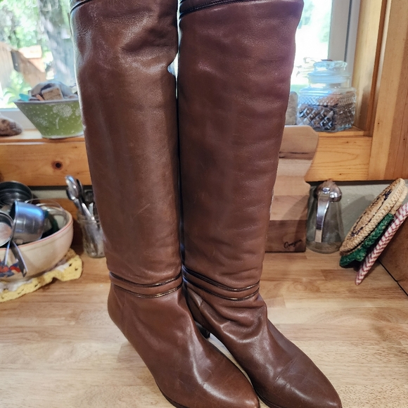 Vero Cuoio | Shoes | Vintage Vero Cucio Tall Leather Heeled Boots Omens ...